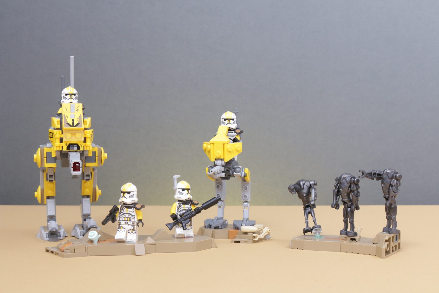 How to build a LEGO Star Wars 327th Clone AT-RT Walker