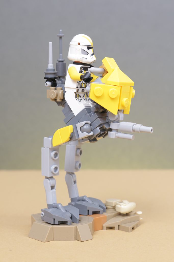 How to build a LEGO Star Wars 327th Clone AT-RT Walker