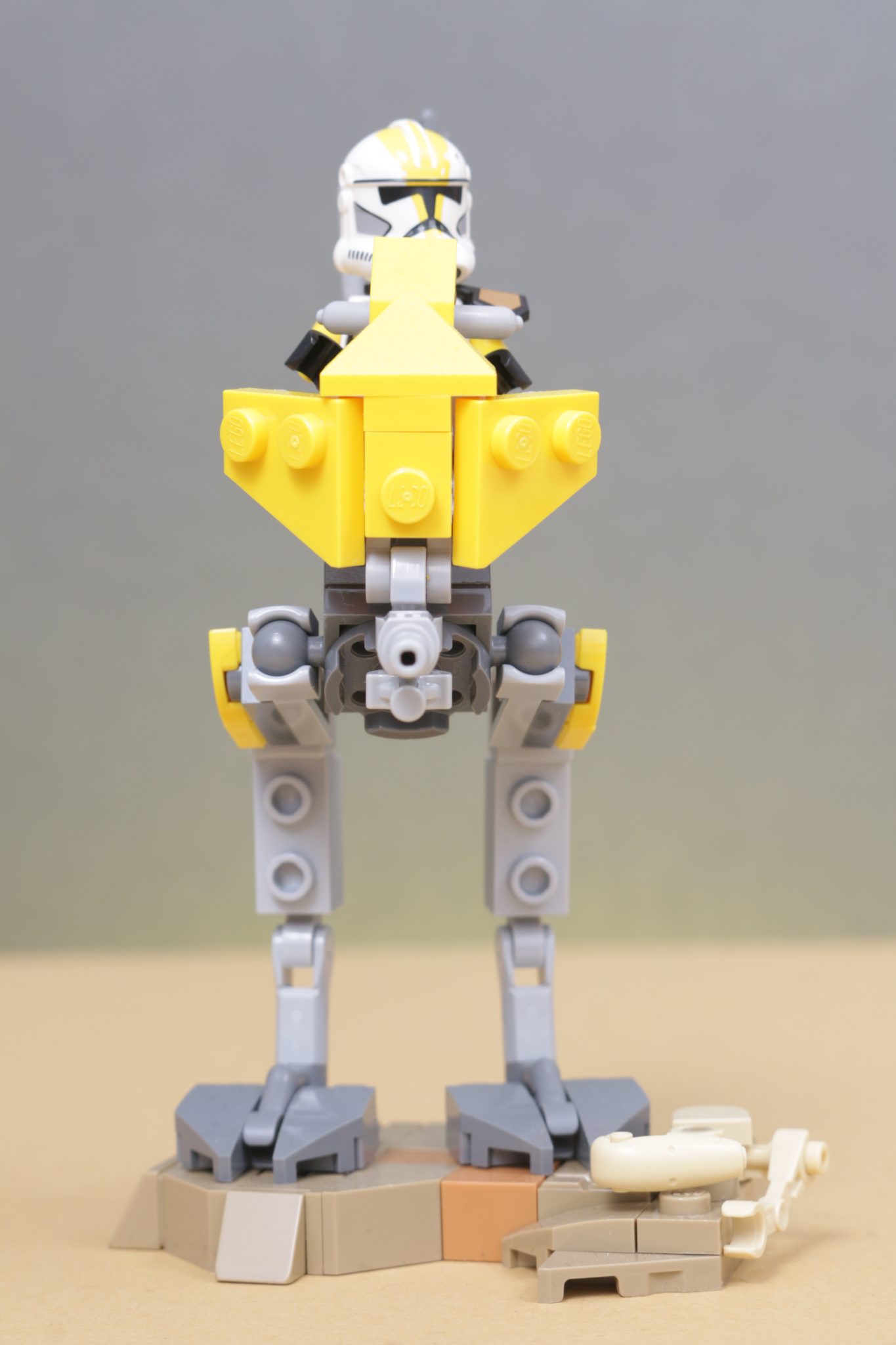 How to build a LEGO Star Wars 327th Clone AT-RT Walker