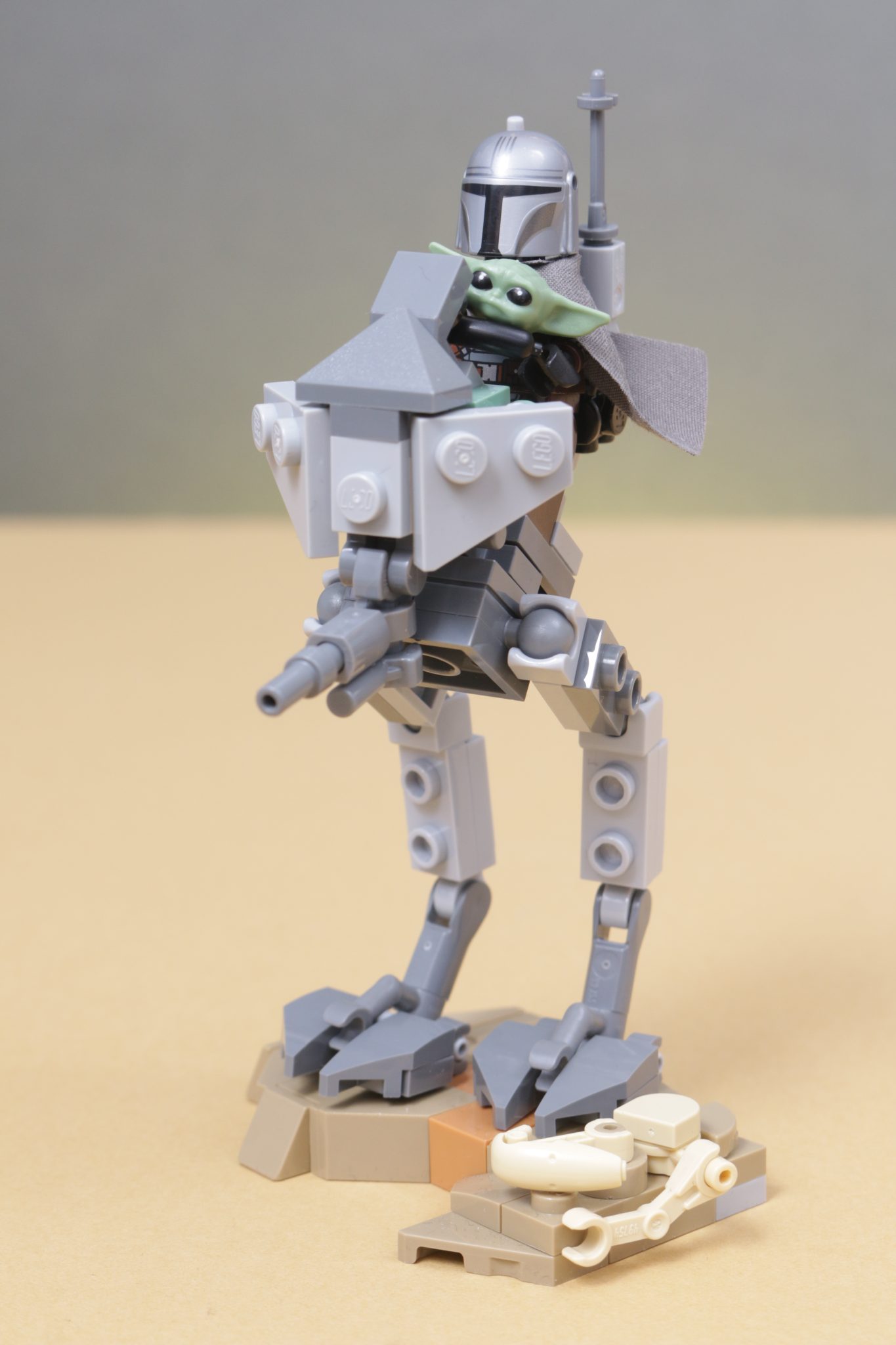 How to build a LEGO Star Wars 327th Clone AT-RT Walker