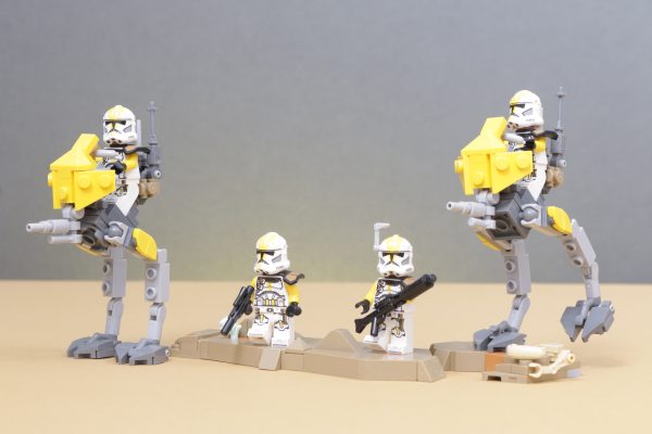 How to build a LEGO Star Wars 327th Clone AT-RT Walker