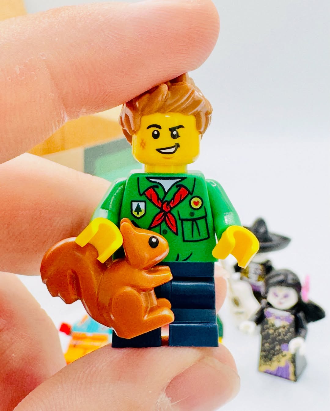 First look at new LEGO Build a Minifigure winter parts