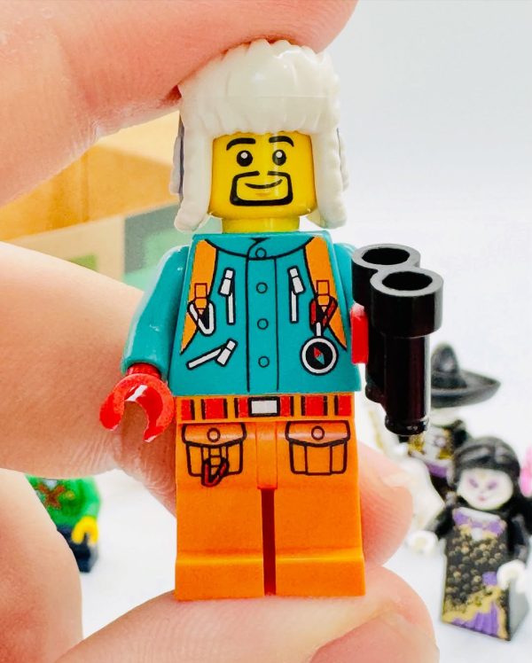 First look at new LEGO Build a Minifigure winter parts