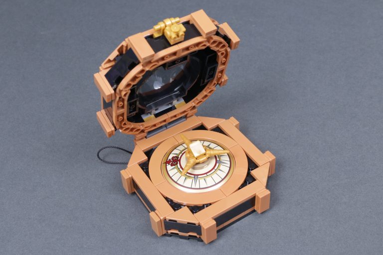 LEGO Icons Captain Jack Sparrow’s Compass GWP review