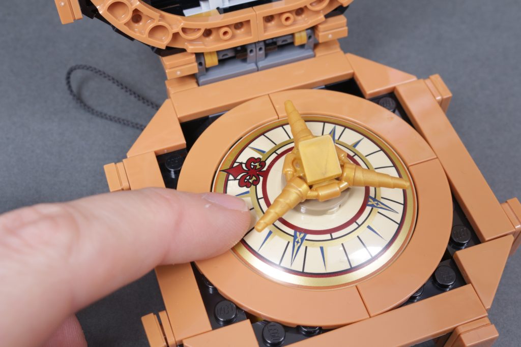 LEGO Icons Captain Jack Sparrow’s Compass GWP review