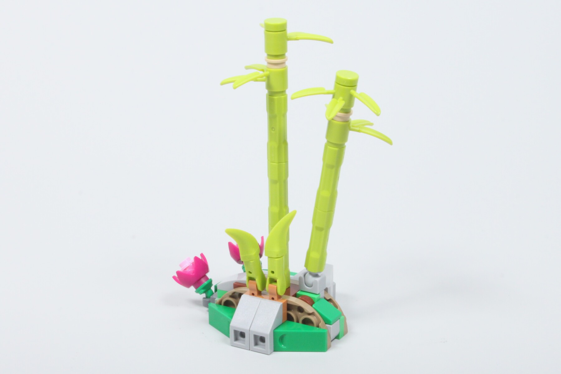 LEGO Creator's pandas are so good you'll want to triple-dip
