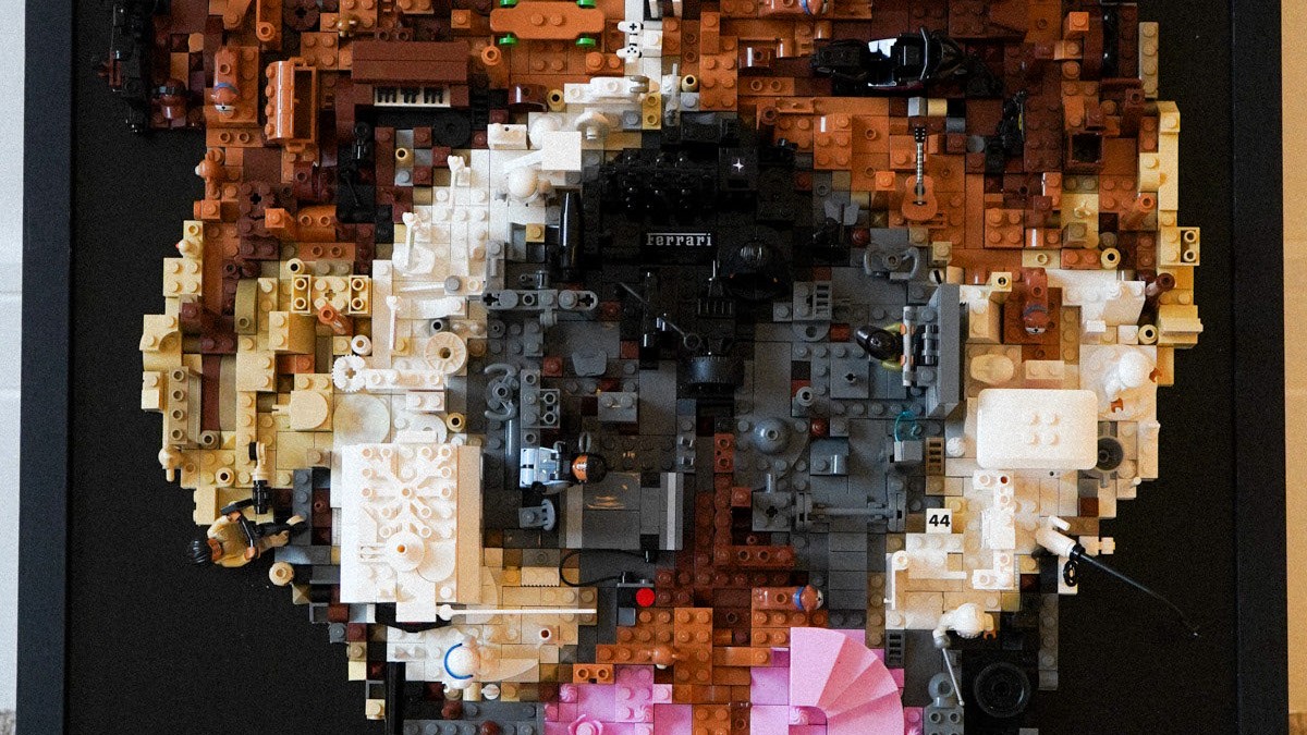 LEGO fans gift Lewis Hamilton amazing Roscoe tribute build - Brick Fanatics