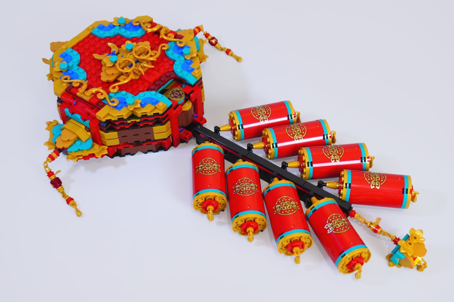 LEGO 80118 Fortune Firecracker is a whimper, not a bang