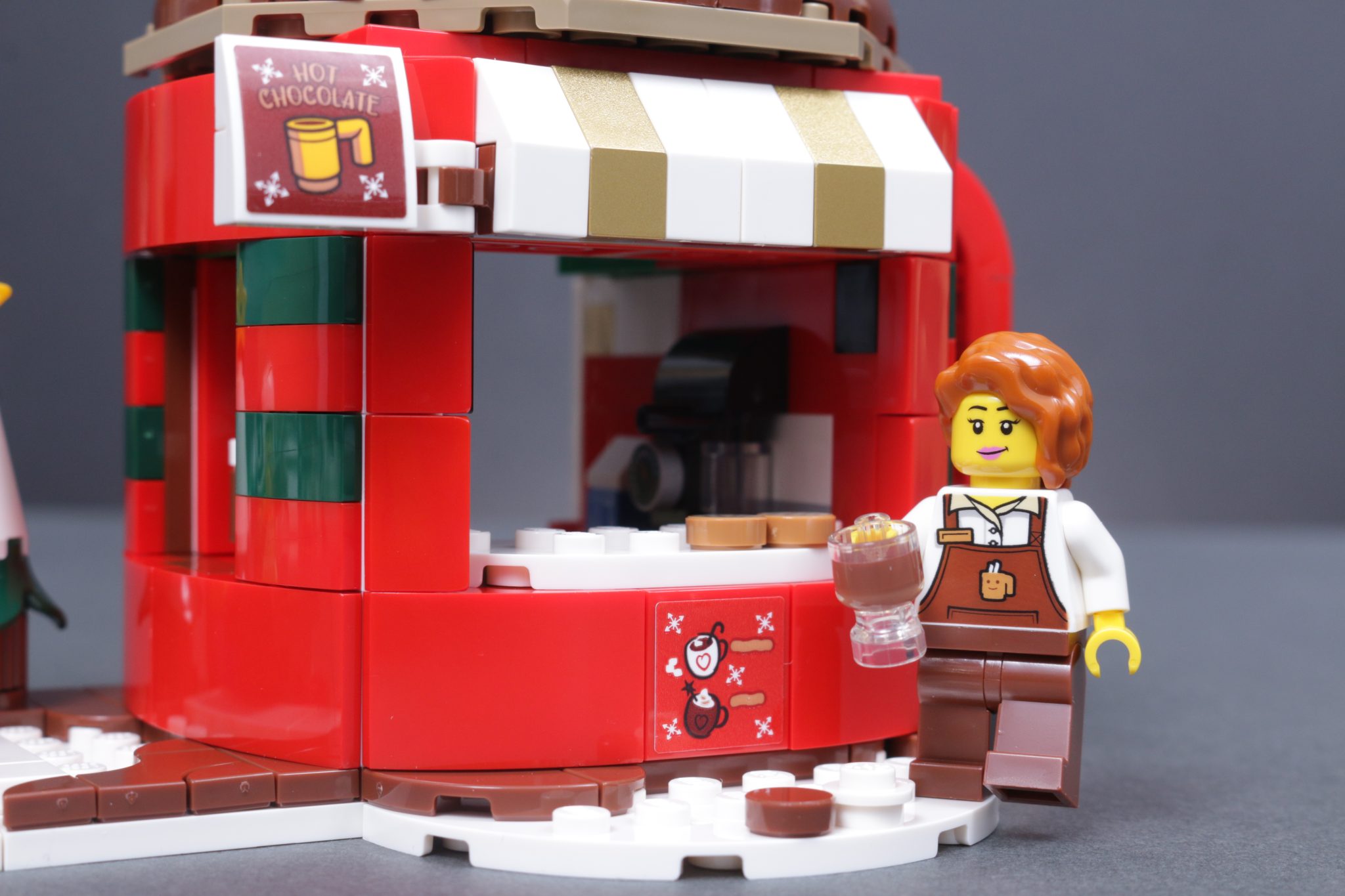 Hands-on with both LEGO Insiders Weekend 2025 GWPs