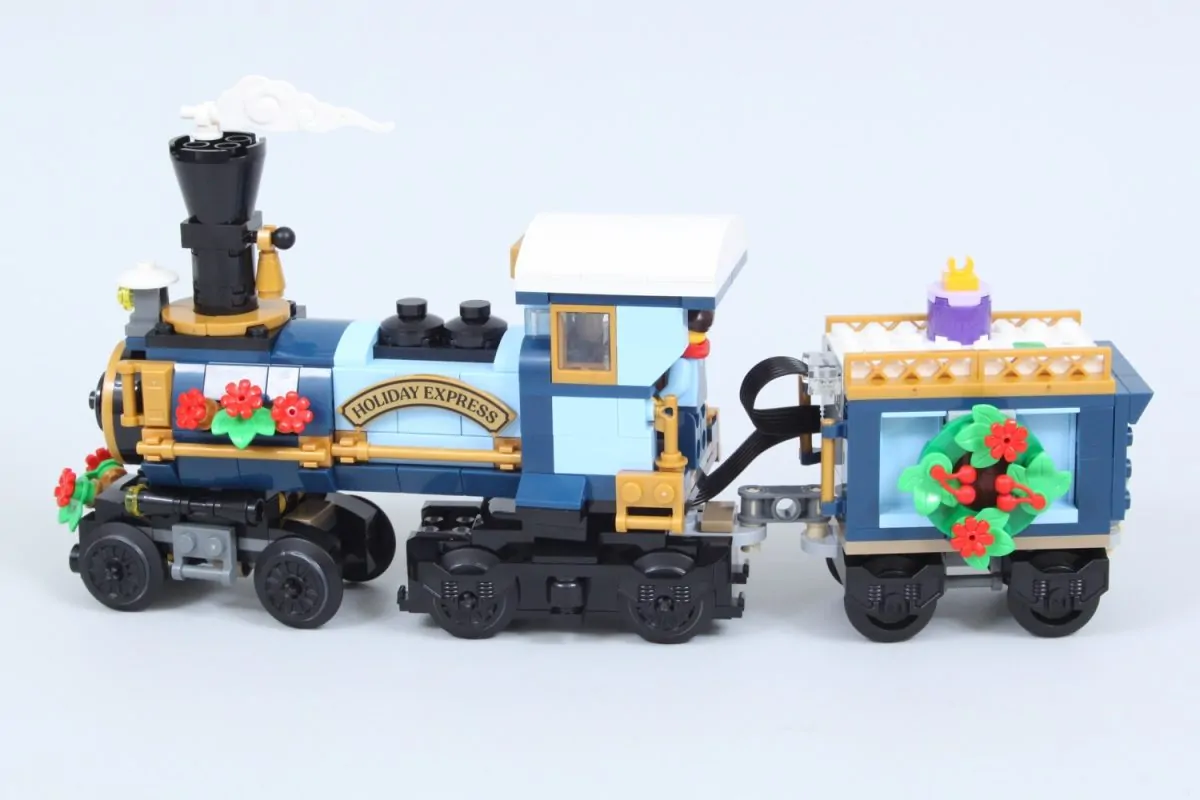 Is it worth powering up LEGO 10361 Holiday Express Train?