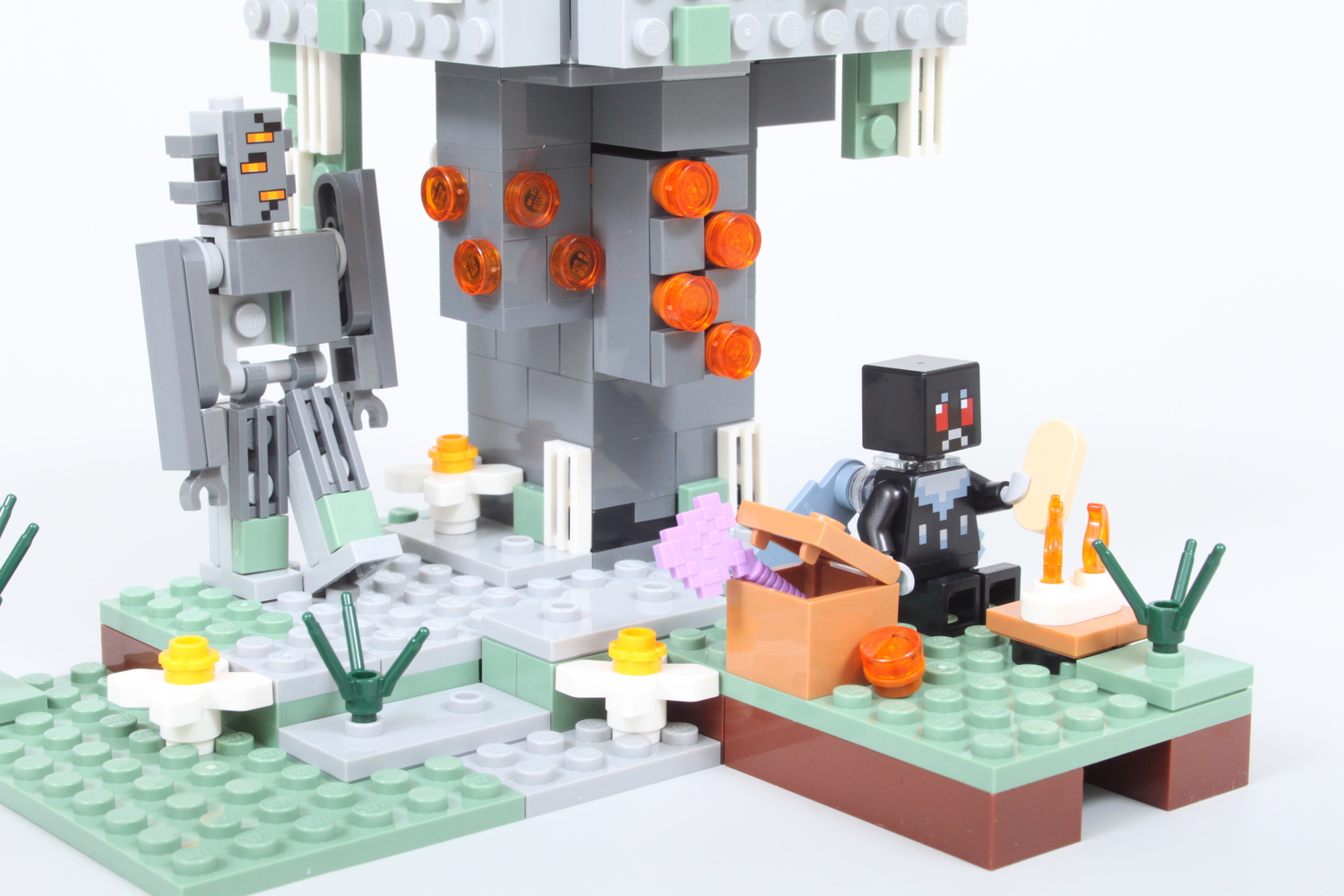 Hands on with all eight LEGO Minecraft January 2026 sets