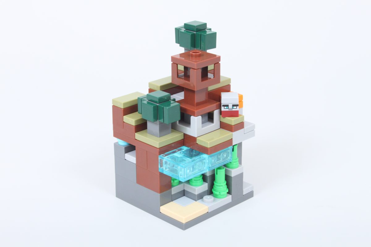 LEGO Minecraft's Micro World revamp is bursting with potential