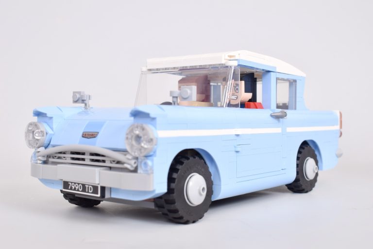 LEGO Harry Potter's new Flying Ford Anglia really is magic