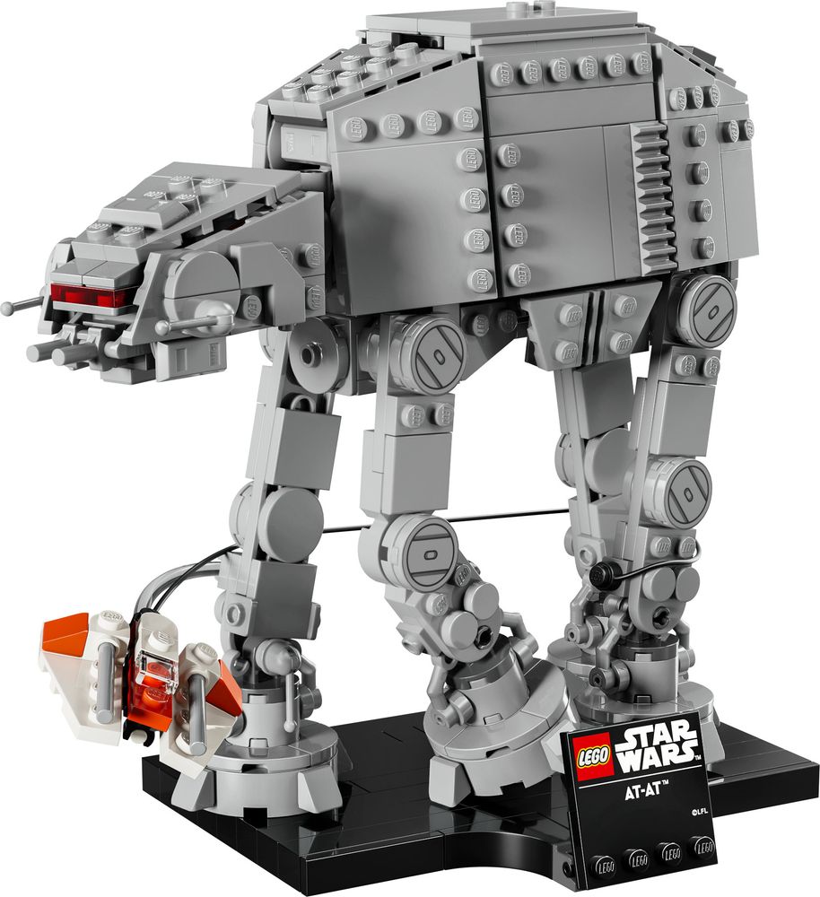 LEGO Star Wars 75440 AT-AT can stray further from starships