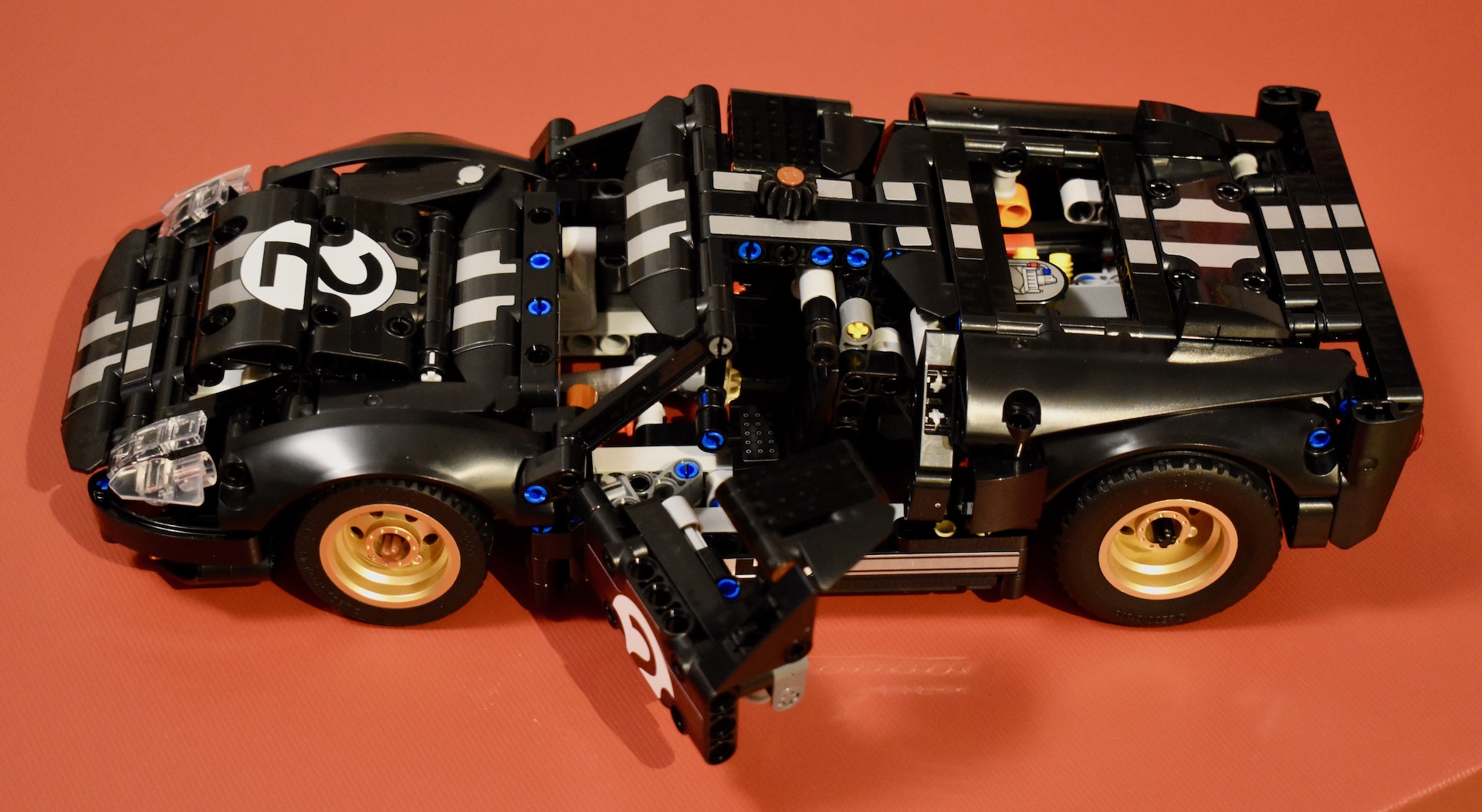 LEGO Technic 42223 1966 Ford GT40 MKII review