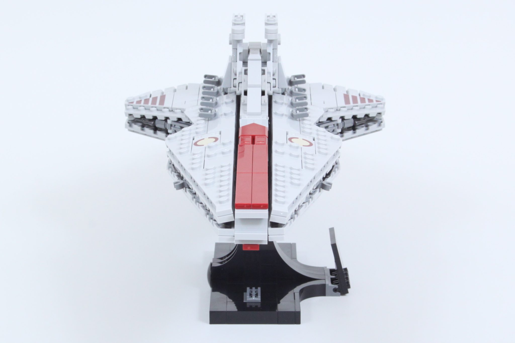 LEGO Star Wars 75441 Venator Attack Cruiser has one big flaw