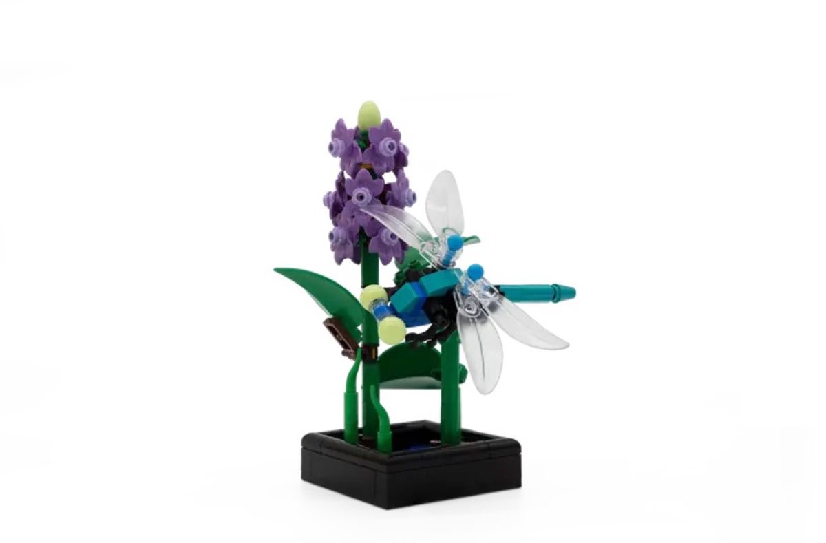 LEGO Botanicals Insiders Reward officially unveiled