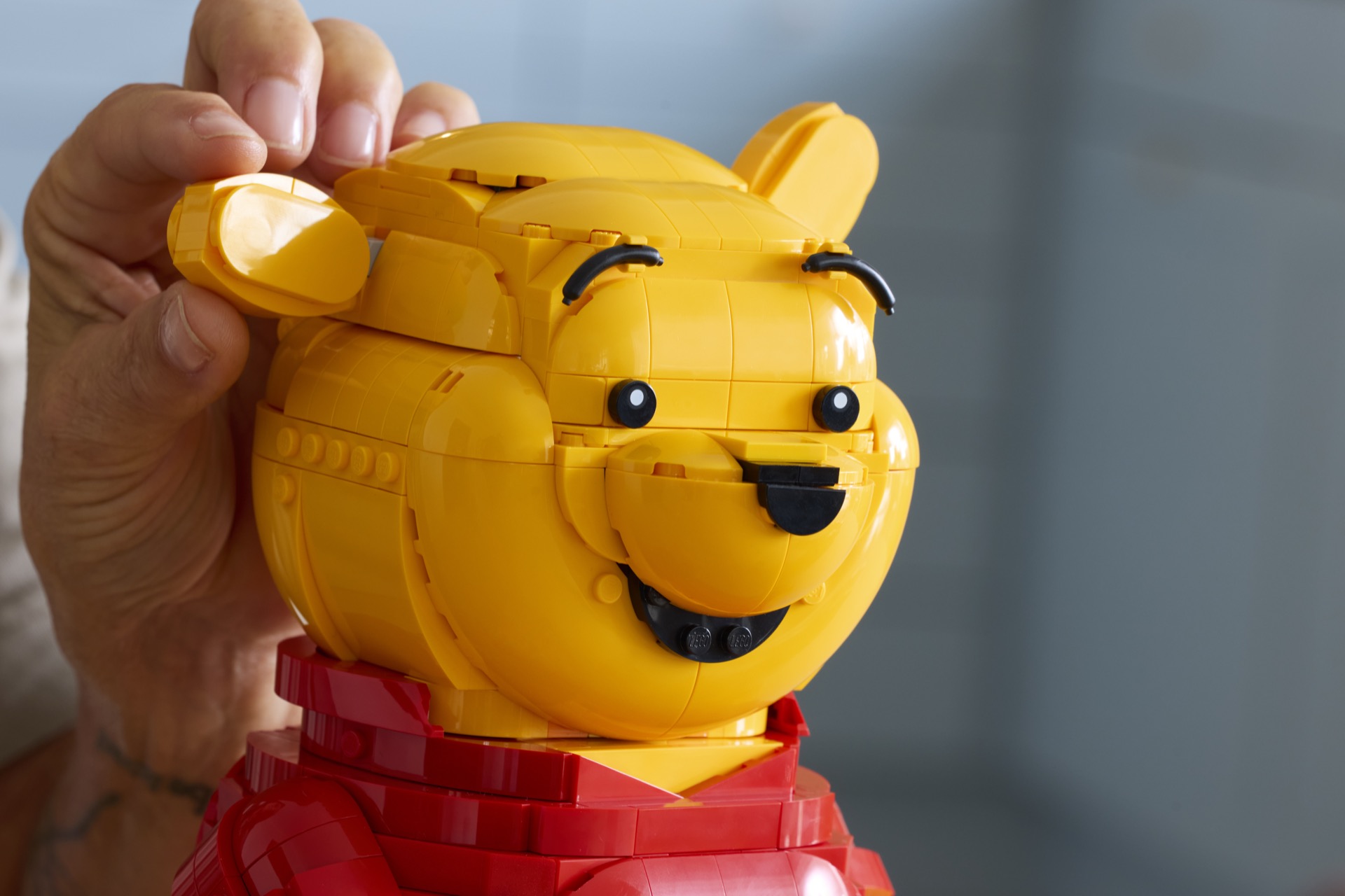 KLOCKI LEGO Disney celebrates Winnie the Pooh's 100th birthday