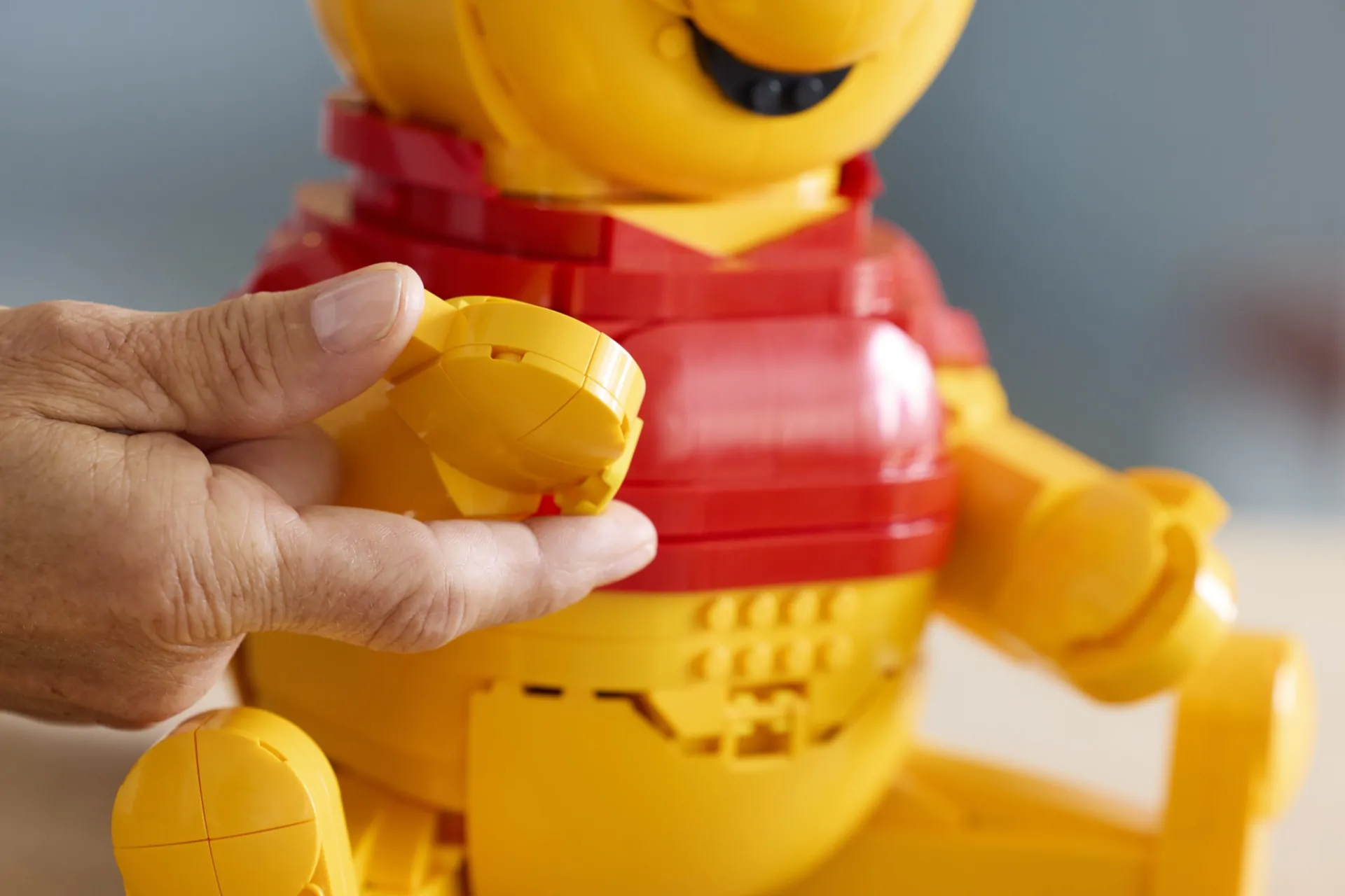 KLOCKI LEGO Disney celebrates Winnie the Pooh's 100th birthday