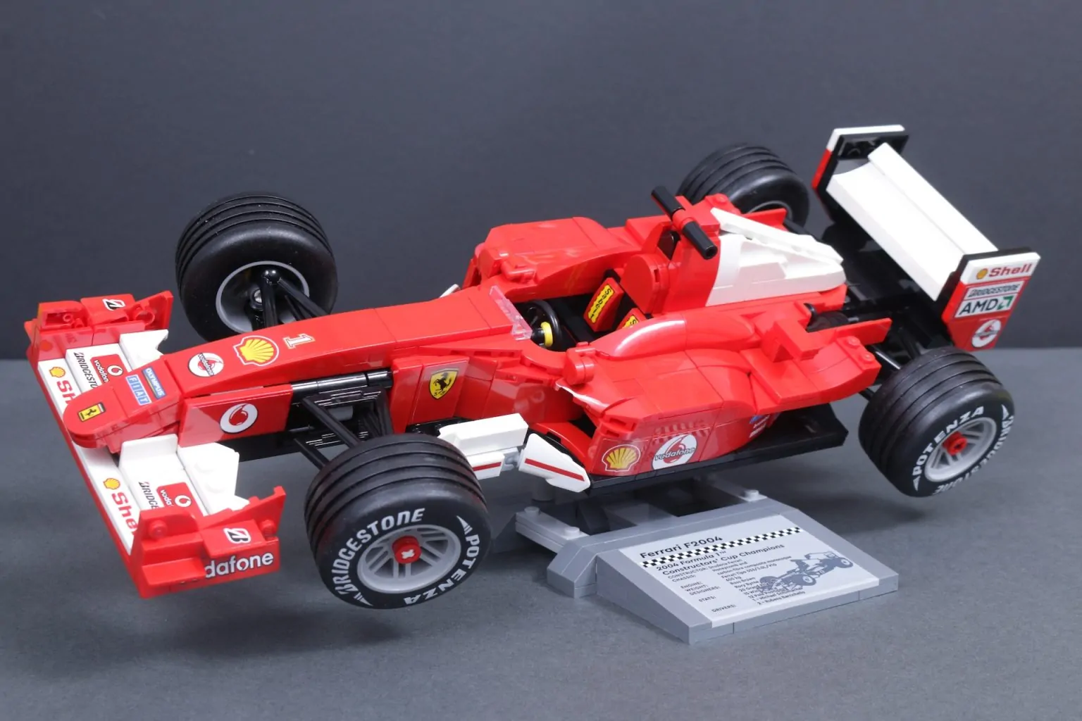 LEGO Icons 11375 Ferrari F2004 & Michael Schumacher review