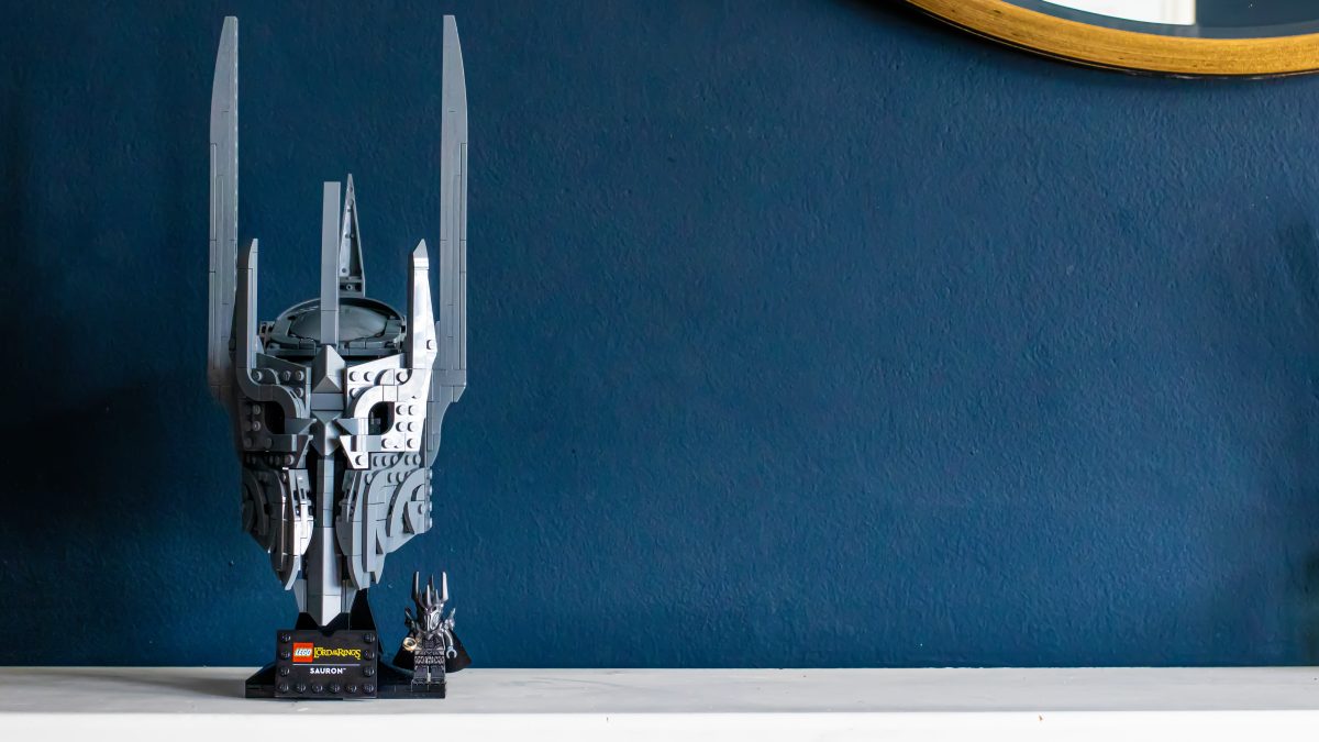 LEGO 11373 The Lord of the Rings: Sauron's Helmet review