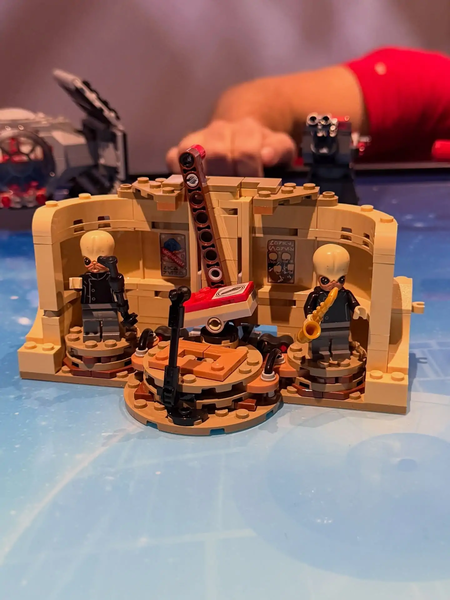 First look at LEGO Star Wars SMART Play Mos Eisley set