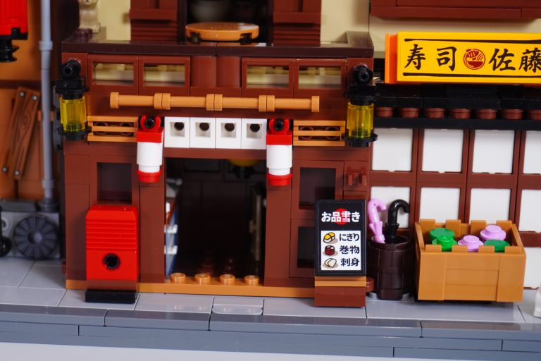 BrickLink's Sushi Restaurant feels like Studio Ghibli LEGO