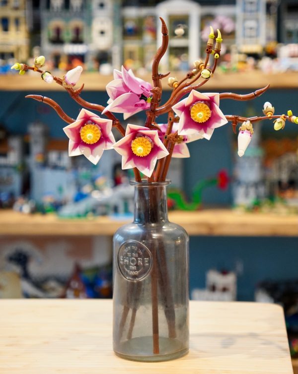 LEGO Magnolias: plant perfection, or a flower too far?