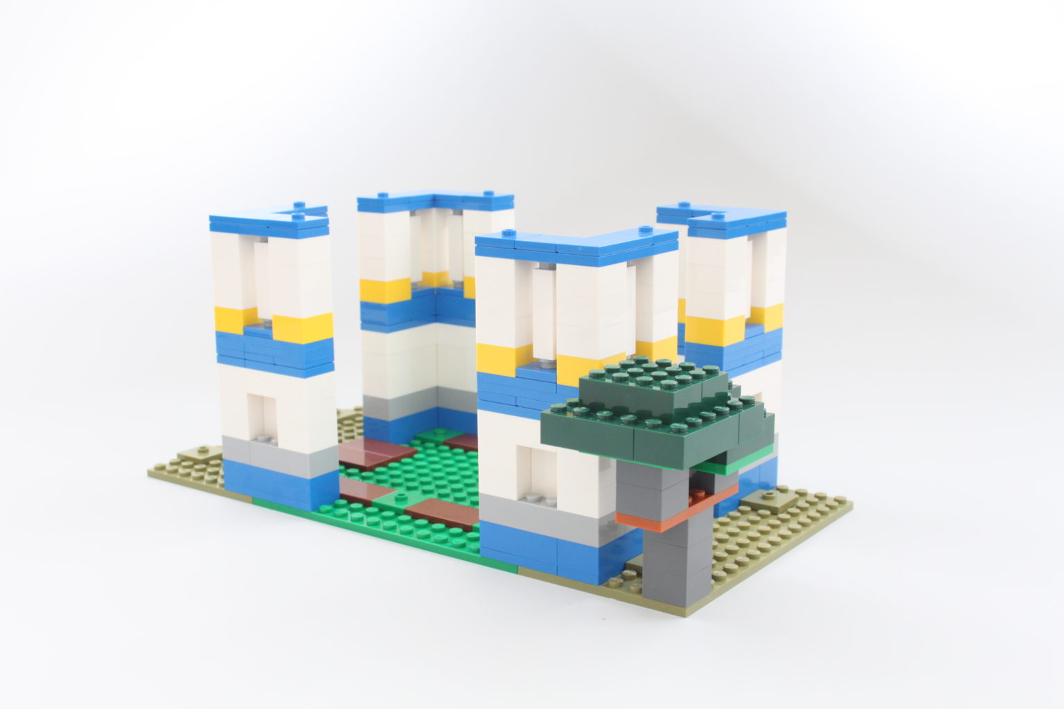 LEGO Minecraft 21188 The Llama Village review and gallery