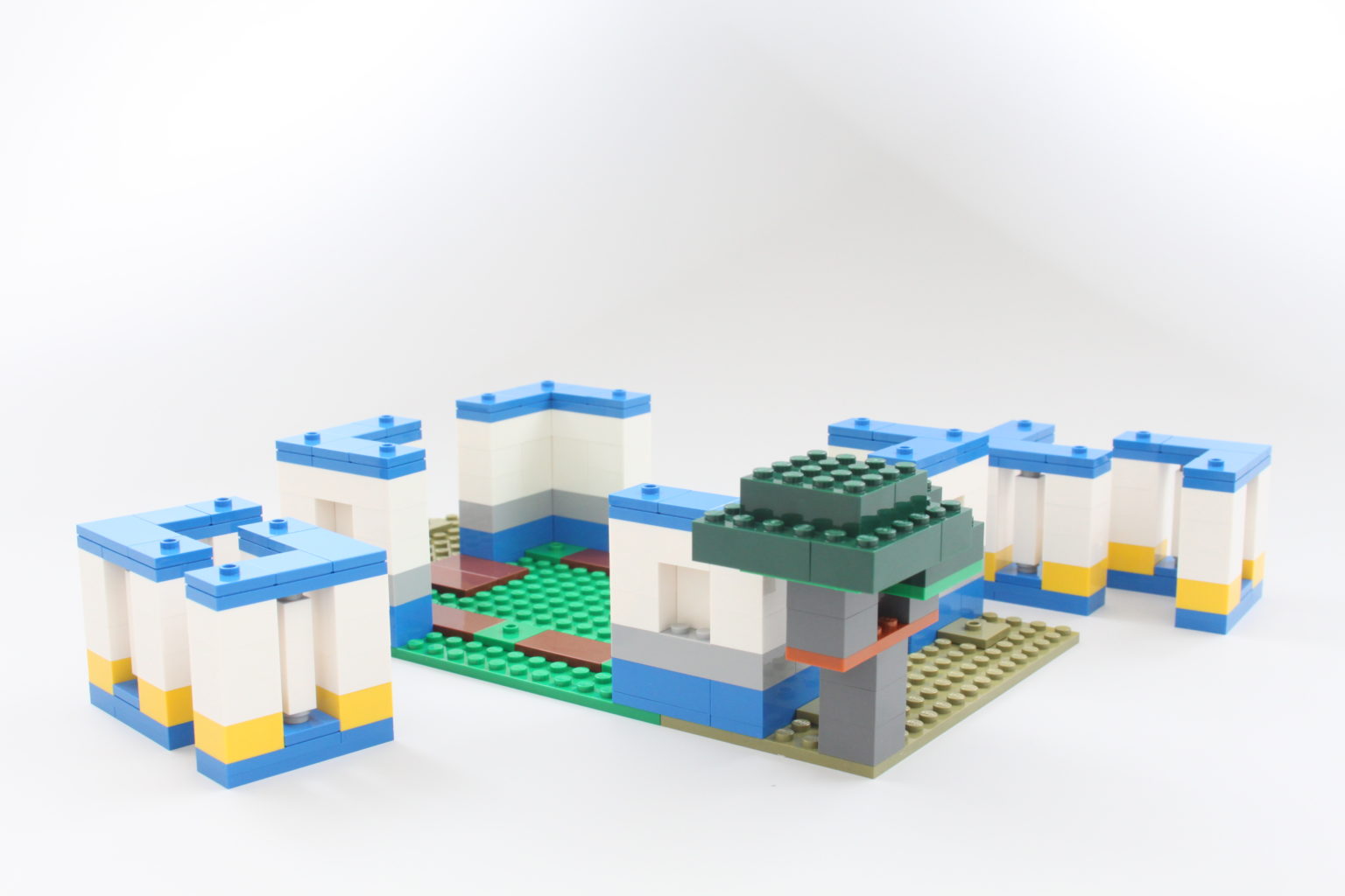 LEGO Minecraft 21188 The Llama Village review and gallery