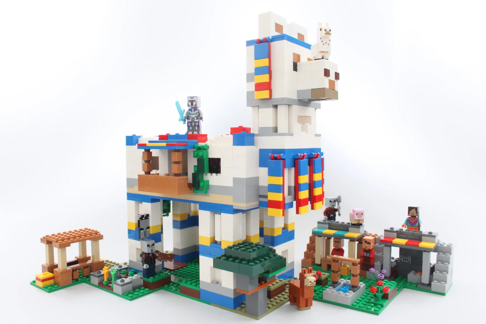 LEGO Minecraft 21188 The Llama Village review en galerij