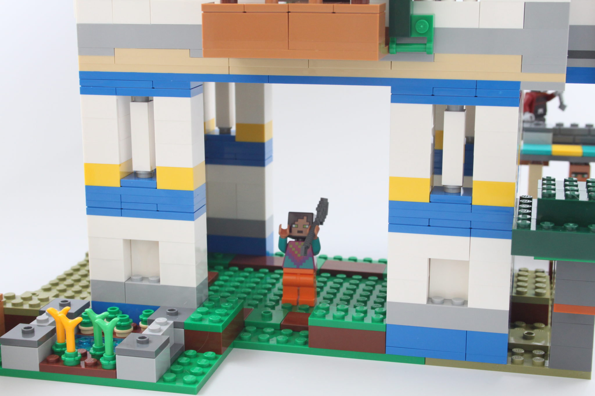 LEGO Minecraft 21188 The Llama Village review and gallery