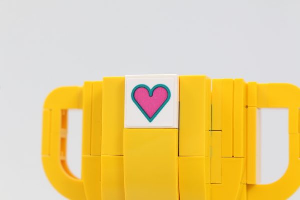 LEGO 40382 Birthday Set and 40385 Trophy review