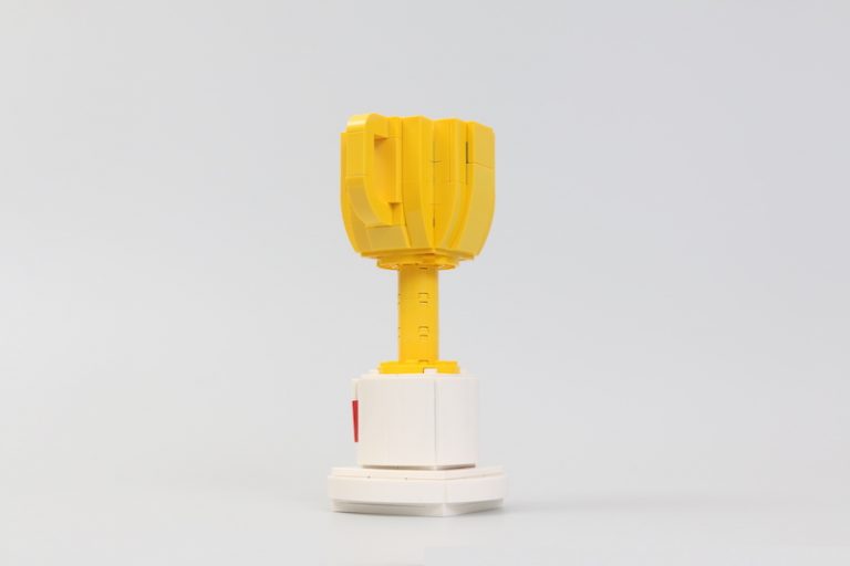 LEGO 40382 Birthday Set and 40385 Trophy review