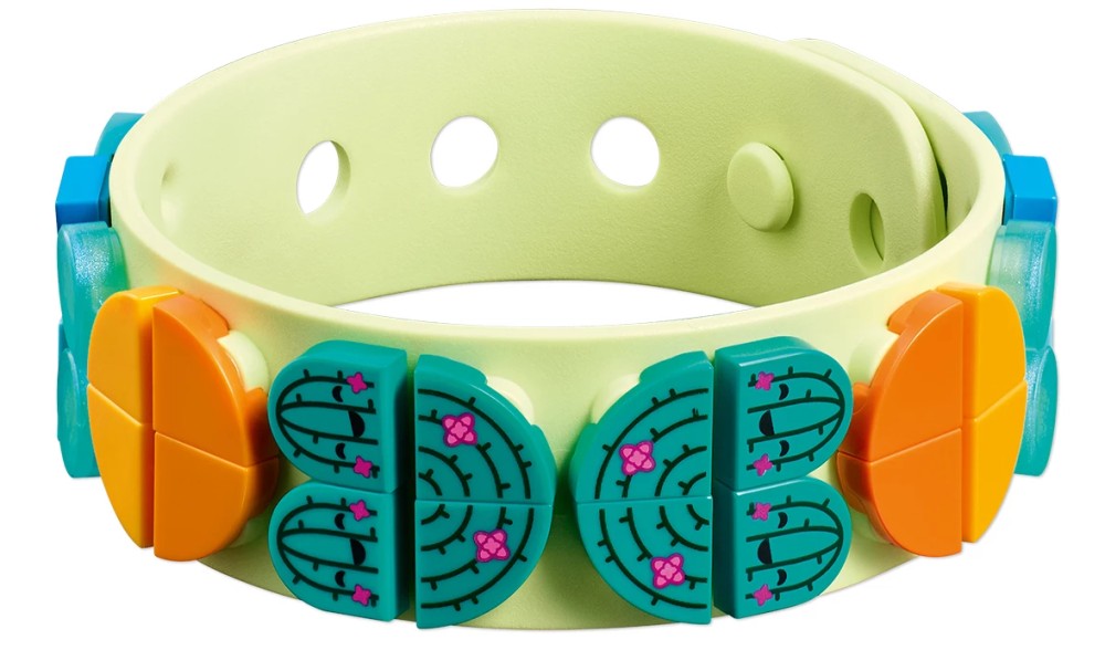 Official images of the LEGO DOTS March 2021 collection are here at last