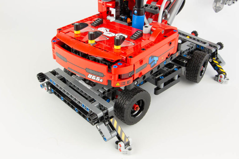 LEGO Technic 42144 Material Handler set review and gallery