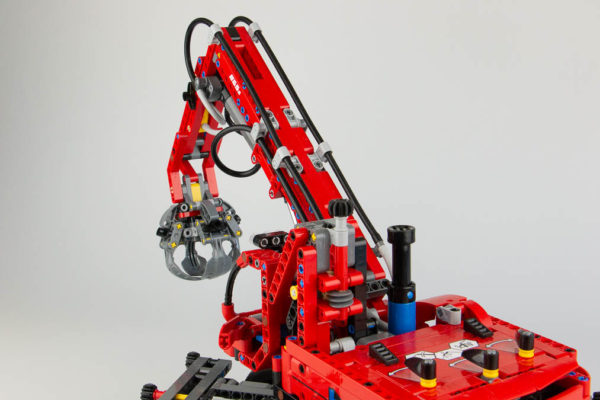 LEGO Technic 42144 Material Handler set review and gallery