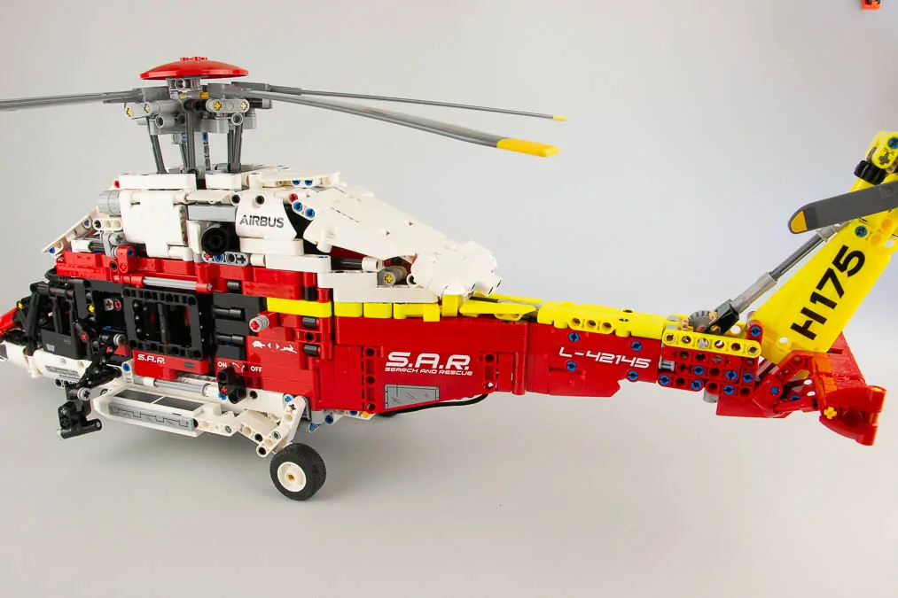 LEGO Technic 42145 Airbus H175 Rescue Helicopter reviewed