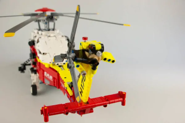 LEGO Technic 42145 Airbus H175 Rescue Helicopter reviewed