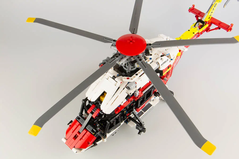 LEGO Technic 42145 Airbus H175 Rescue Helicopter reviewed
