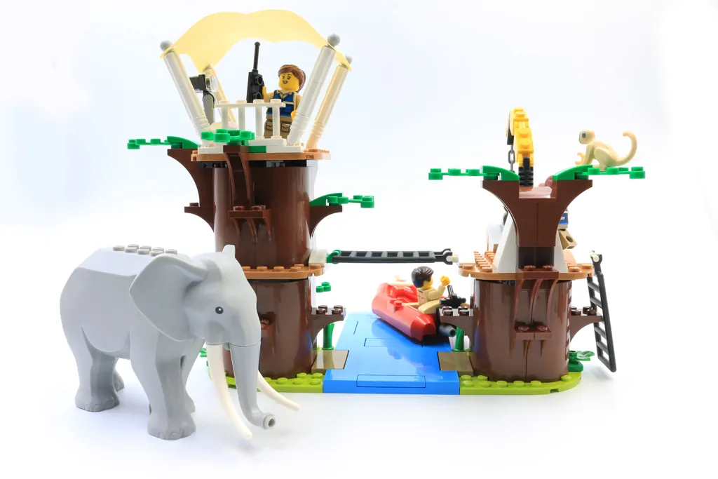 LEGO CITY 60307 Wildlife Rescue Camp review - Brick Fanatics