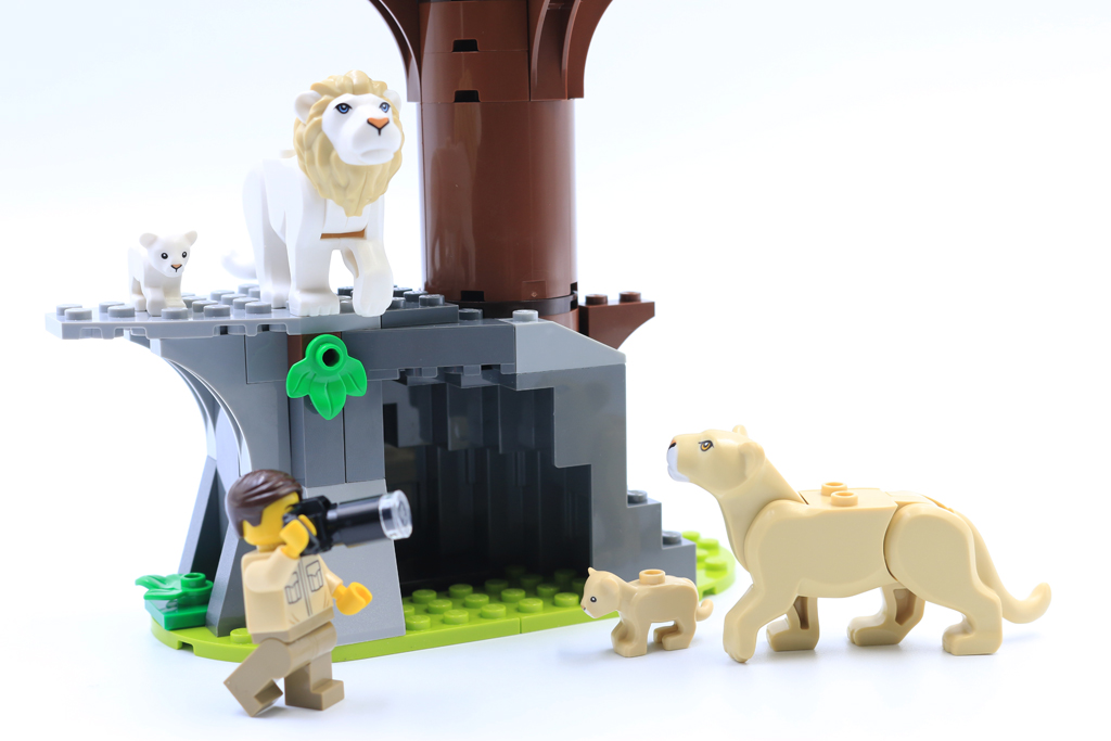 LEGO CITY 60307 Wildlife Rescue Camp review - Brick Fanatics