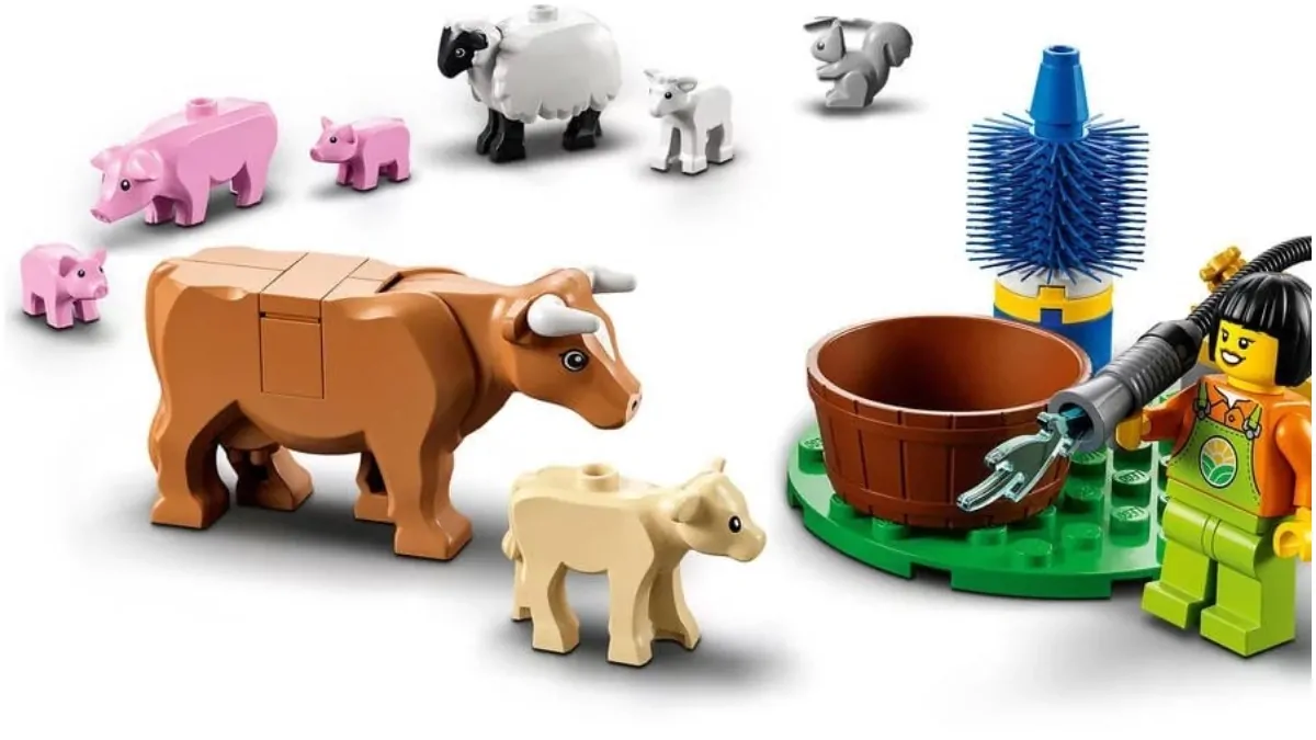 Five new LEGO City farm features for fans to crow about