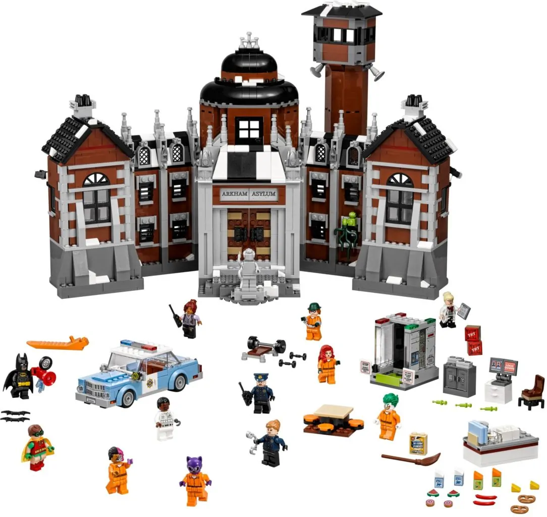 LEGO DC Arkham Asylum piece count points toward modular set