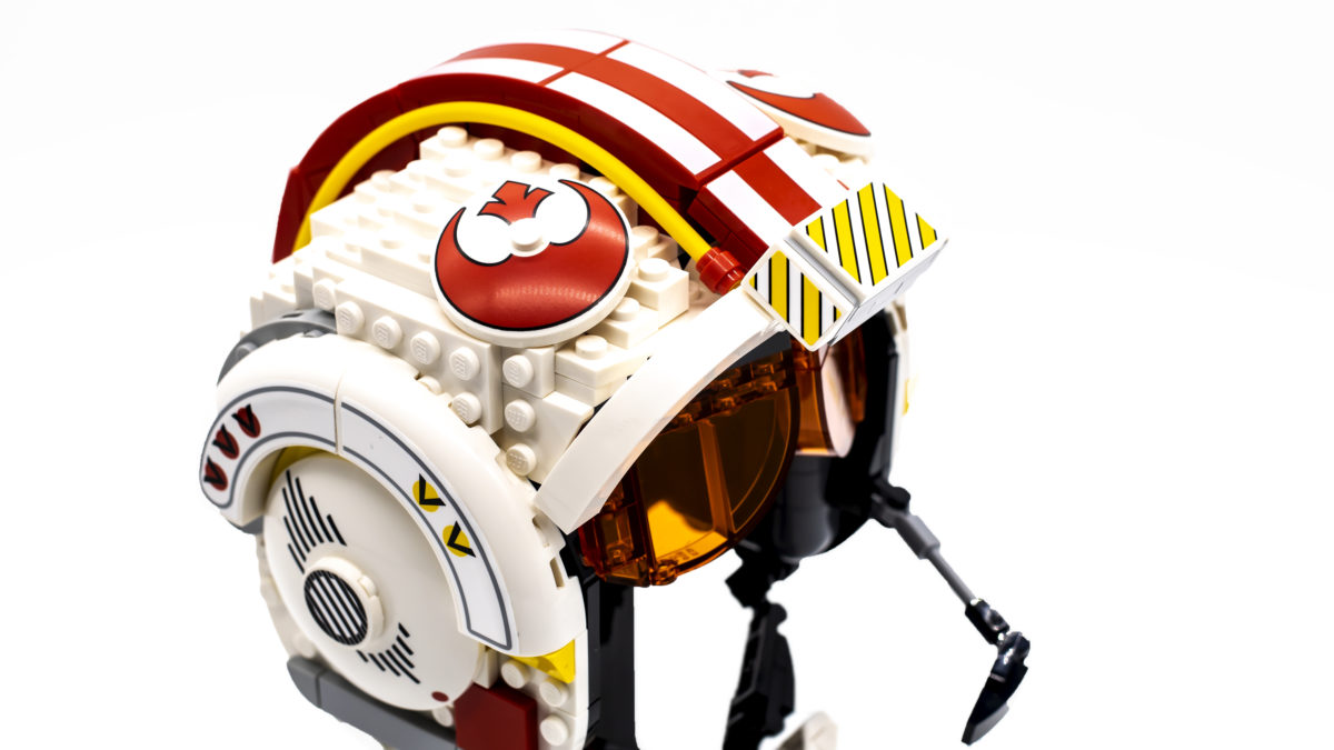LEGO Star Wars 75327 Luke Skywalker Red Five Helmet review