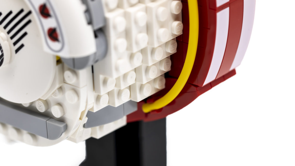LEGO Star Wars 75327 Luke Skywalker Red Five Helmet review