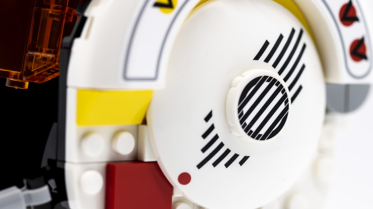 LEGO Star Wars 75327 Luke Skywalker Red Five Helmet review