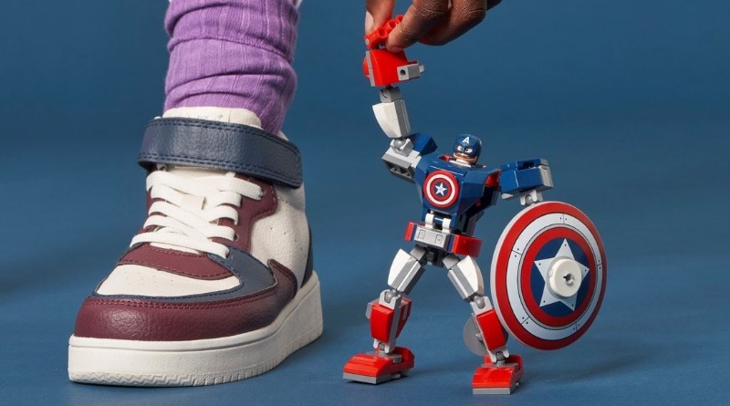 First look at LEGO Marvel 76168 Captain America Mech Armour