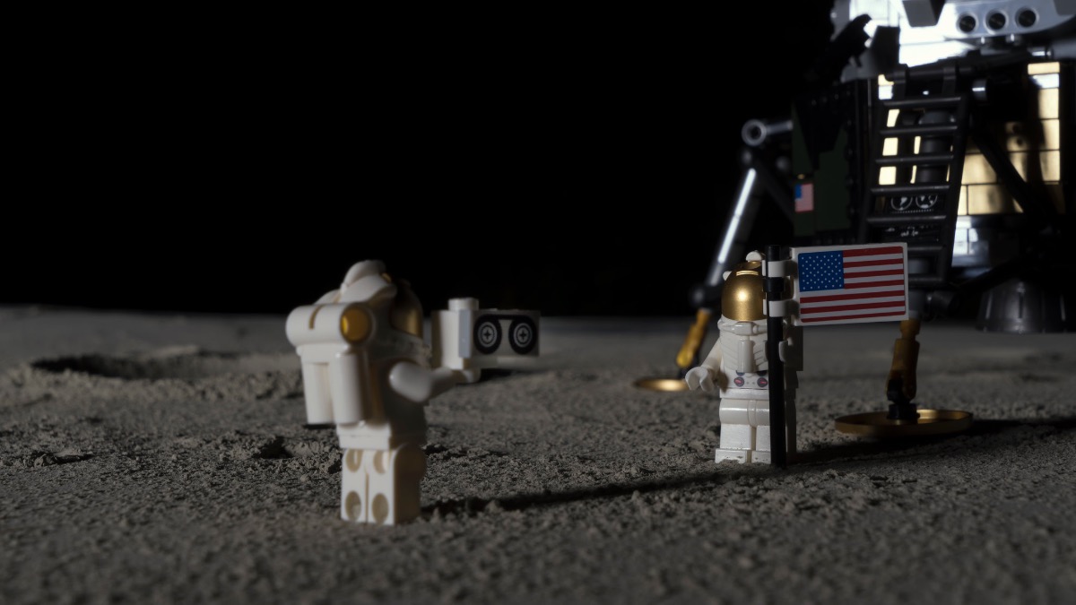 Brick Pic of the Day: One giant leap for LEGO-kind