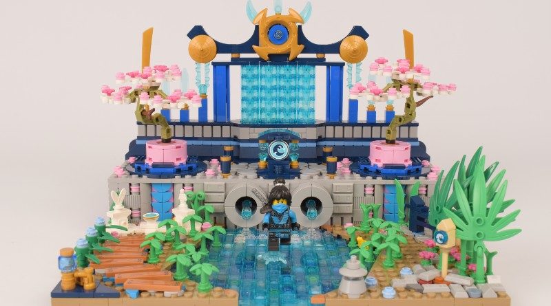 Brick Pic of the Day: Water ninja